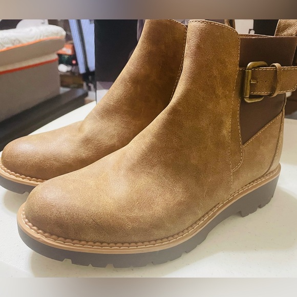 Eurosoft | Shoes | Womens Euro Soft Tan Ankle Boots 75 W Medium | Poshmark